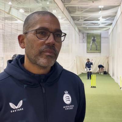 INTERVIEW WITH WOMEN'S HEAD COACH | MARC BROOM