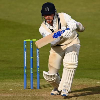 SAM ROBSON EXTENDS CONTRACT WITH MIDDLESEX